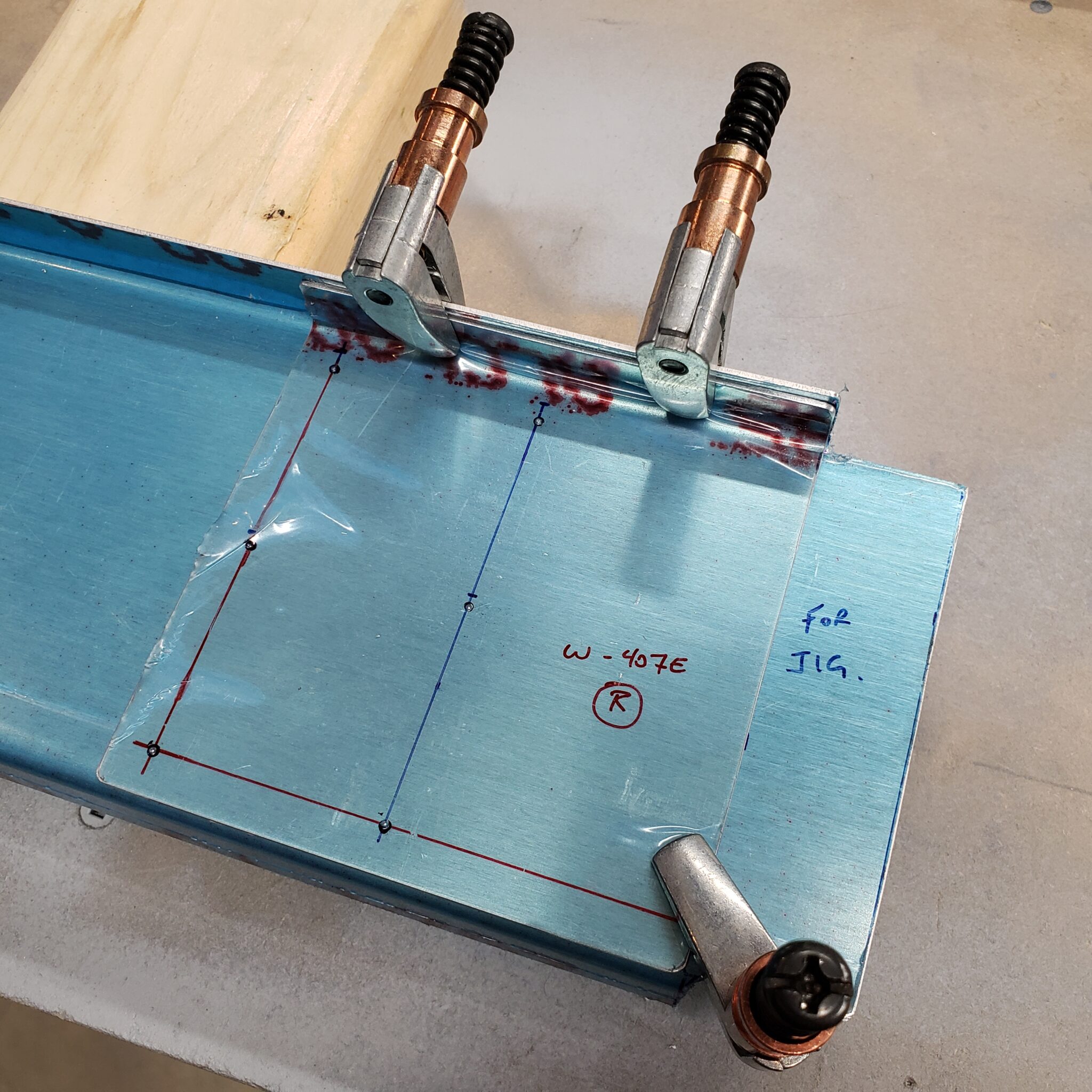 Rear Wing Spar Assembly - F1 Rocket Hangar