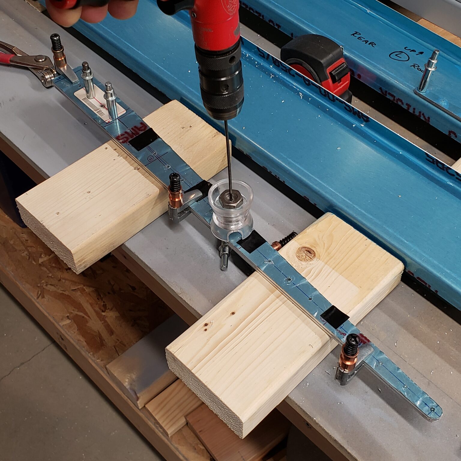 Rear Wing Spar Assembly - F1 Rocket Hangar